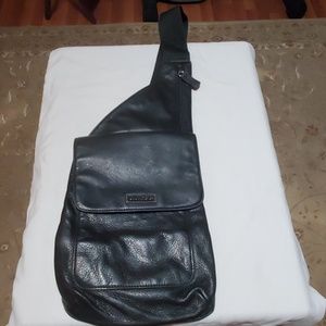 Bags | Guess Leather Cross Shoulder Bag | Poshmark